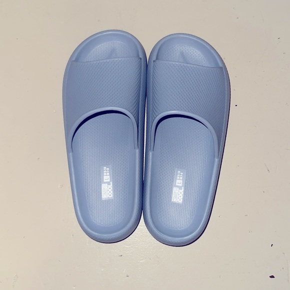 32 Degrees | Shoes | Nwt Blue 32 Degrees Cool Slides Size 9 | Poshmark